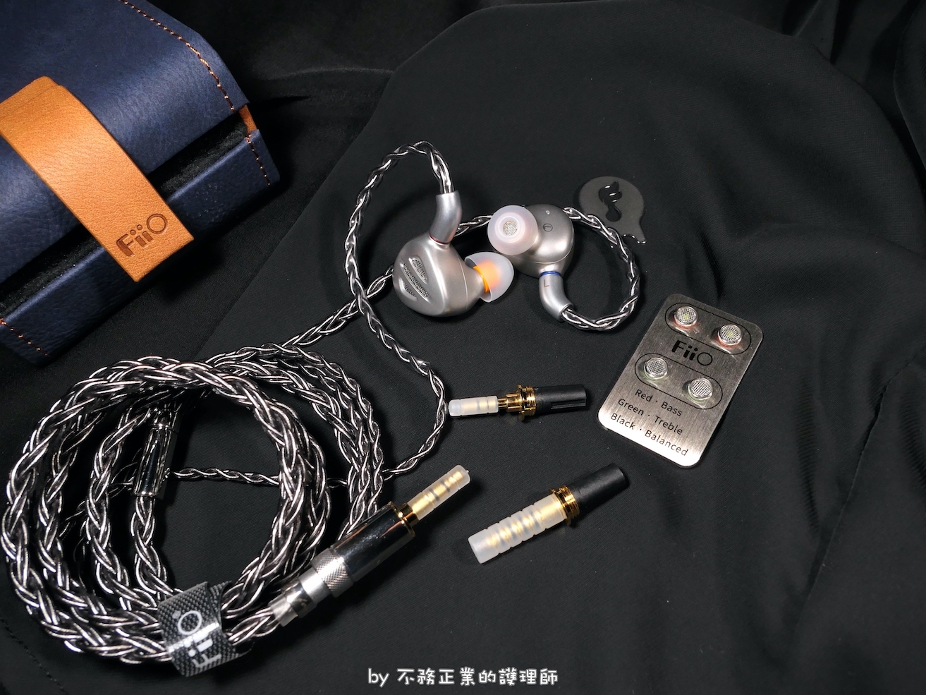 FiiO FH9 旗艦入耳式耳機：動人音符⋅旗艦再現